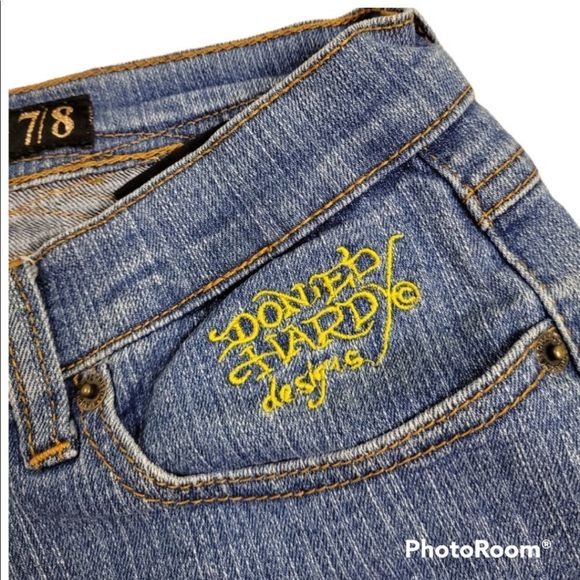 Ed Hardy | Jeans | Ed Hardy Signature Tattoo Floral Skulls Denim Capri ...